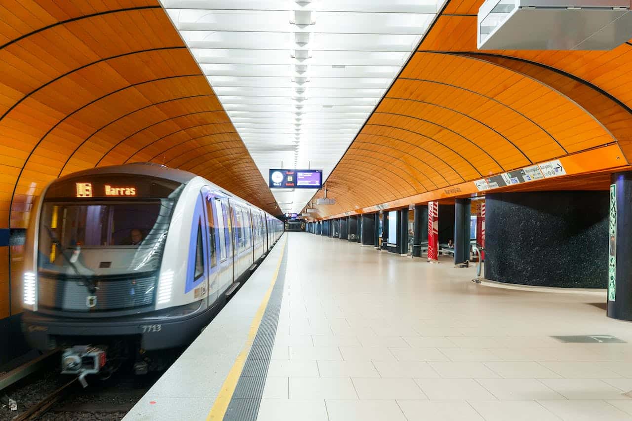 Top 10 Countries With The Best Public Transit Systems - EscapeArtist