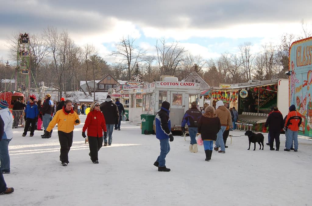Dressing for Canadian Winters - EscapeArtist
